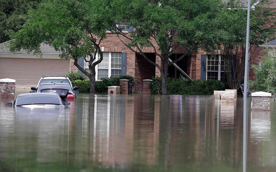 8 Easy Steps to Take When Your Home Gets Flooded
